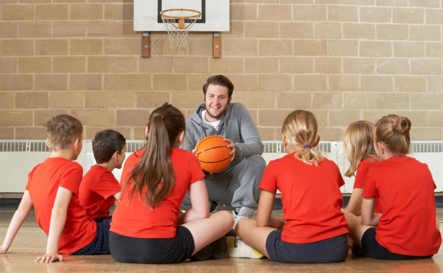 Pozwalasz dziecku nie ćwiczyć na WF? Oto, jak je krzywdzisz! - Kobieta i dziecko - co powinna ...